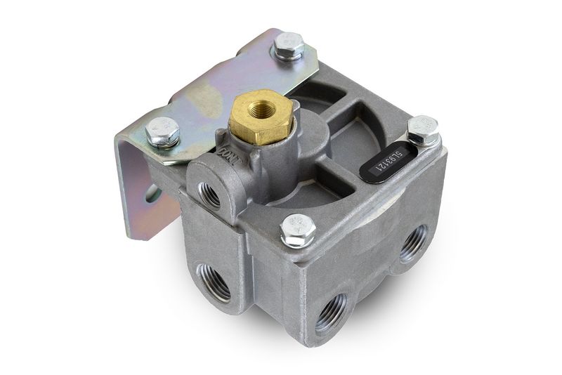 2-Port Relay Valve w/anti-compounding, 1/2" Supply (2), 1/2" Delivery ...